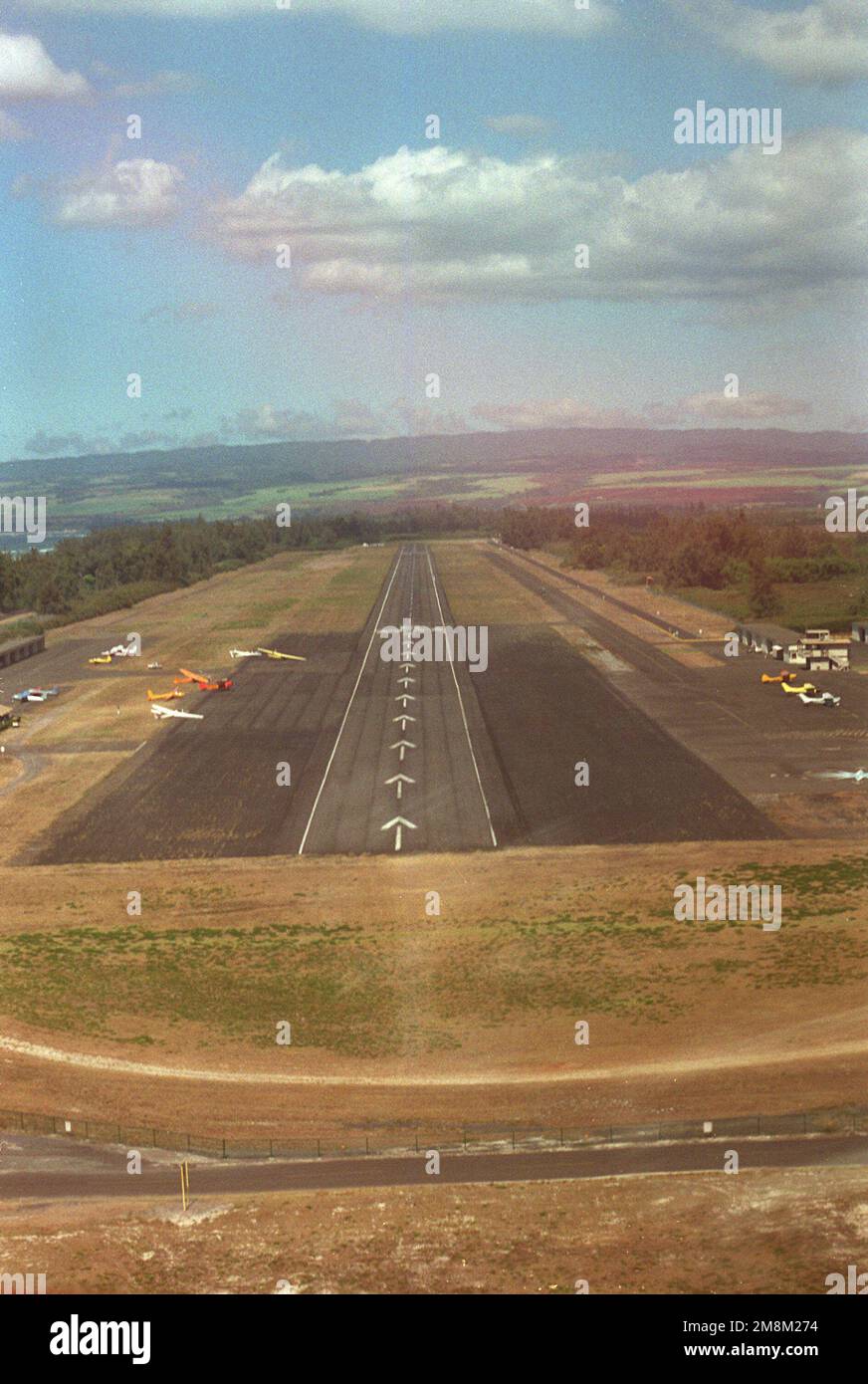 Corner base pearl hi-res stock photography and images - Alamy