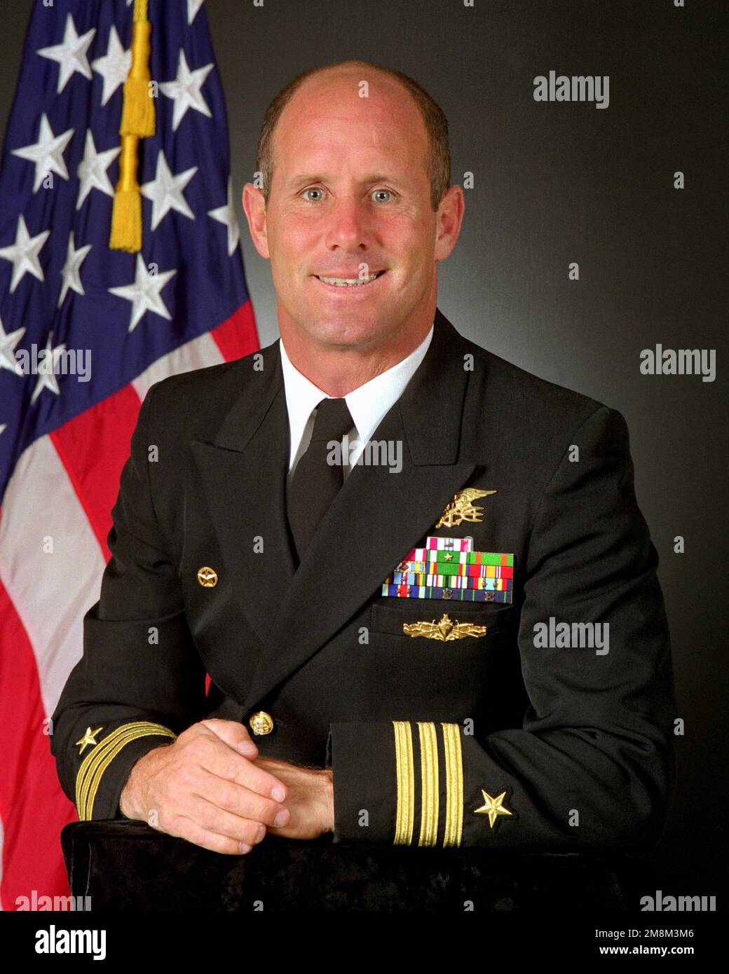 Commander r hi-res stock photography and images - Alamy