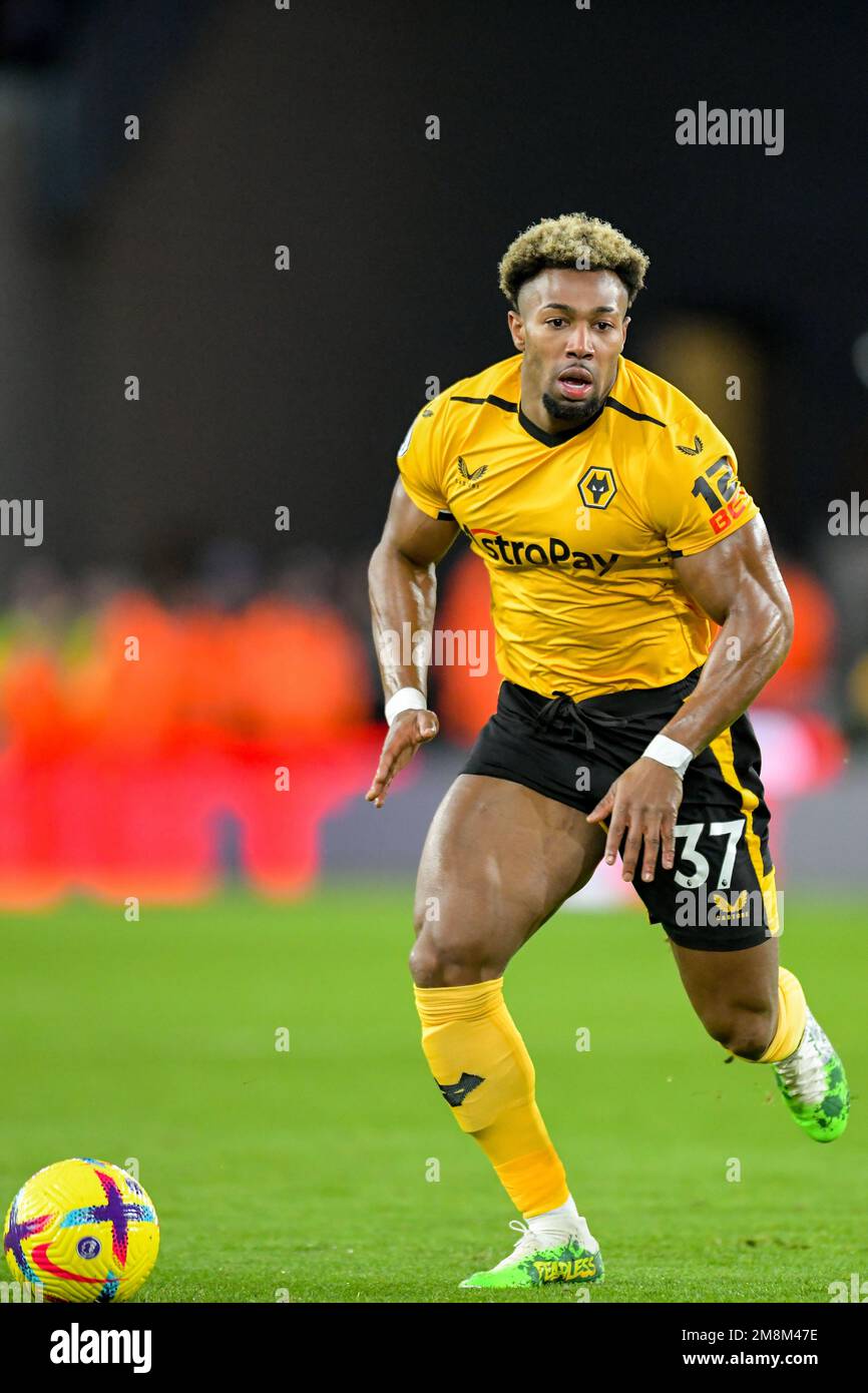 Adama Traore #37 of Wolverhampton Wanderers with the ball during the ...