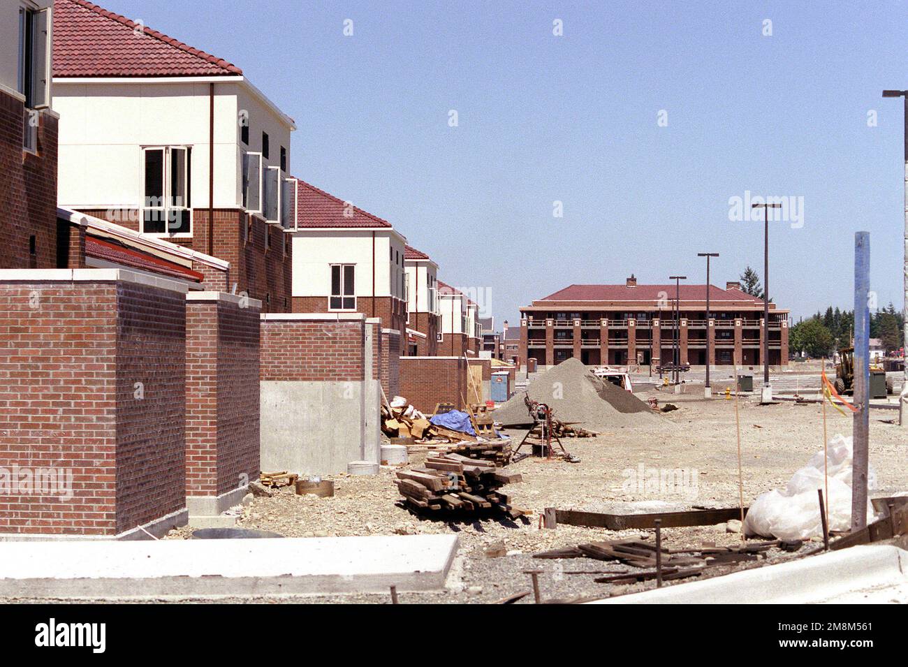 Washington barracks construction hi-res stock photography and images ...