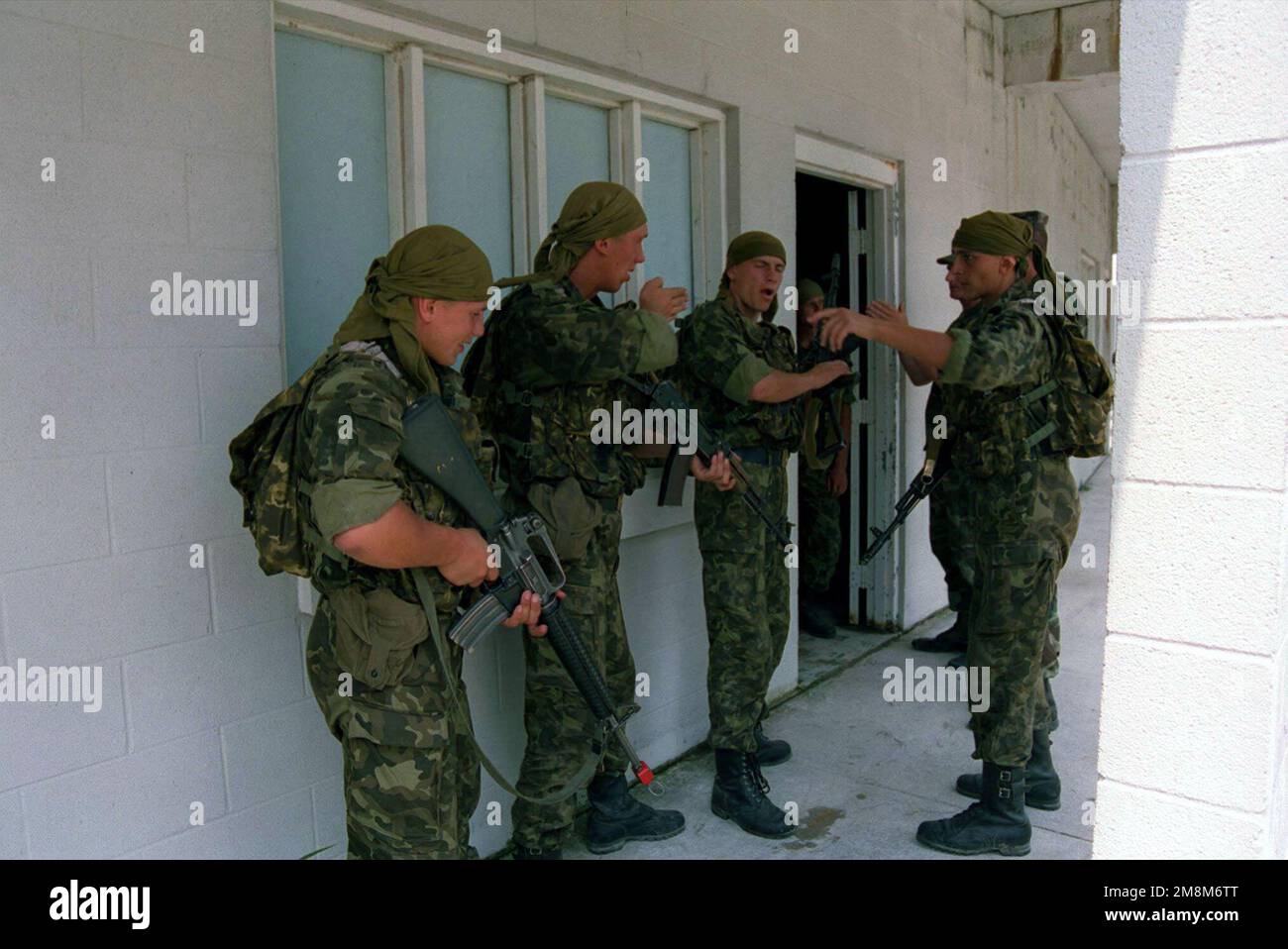 Others see cis hi-res stock photography and images - Alamy