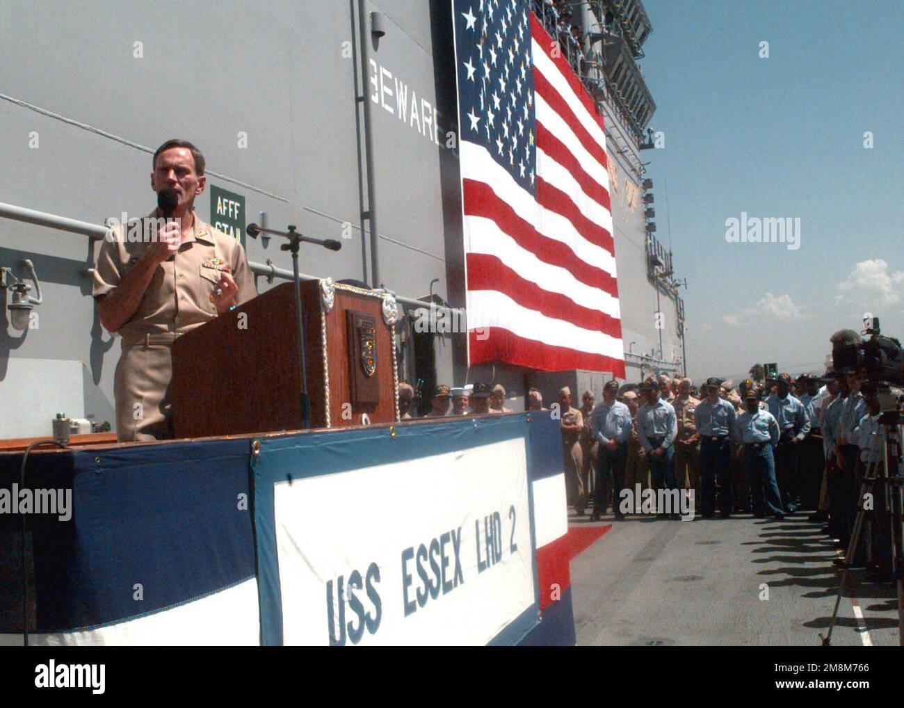 Us navy chief petty officer hi-res stock photography and images - Alamy