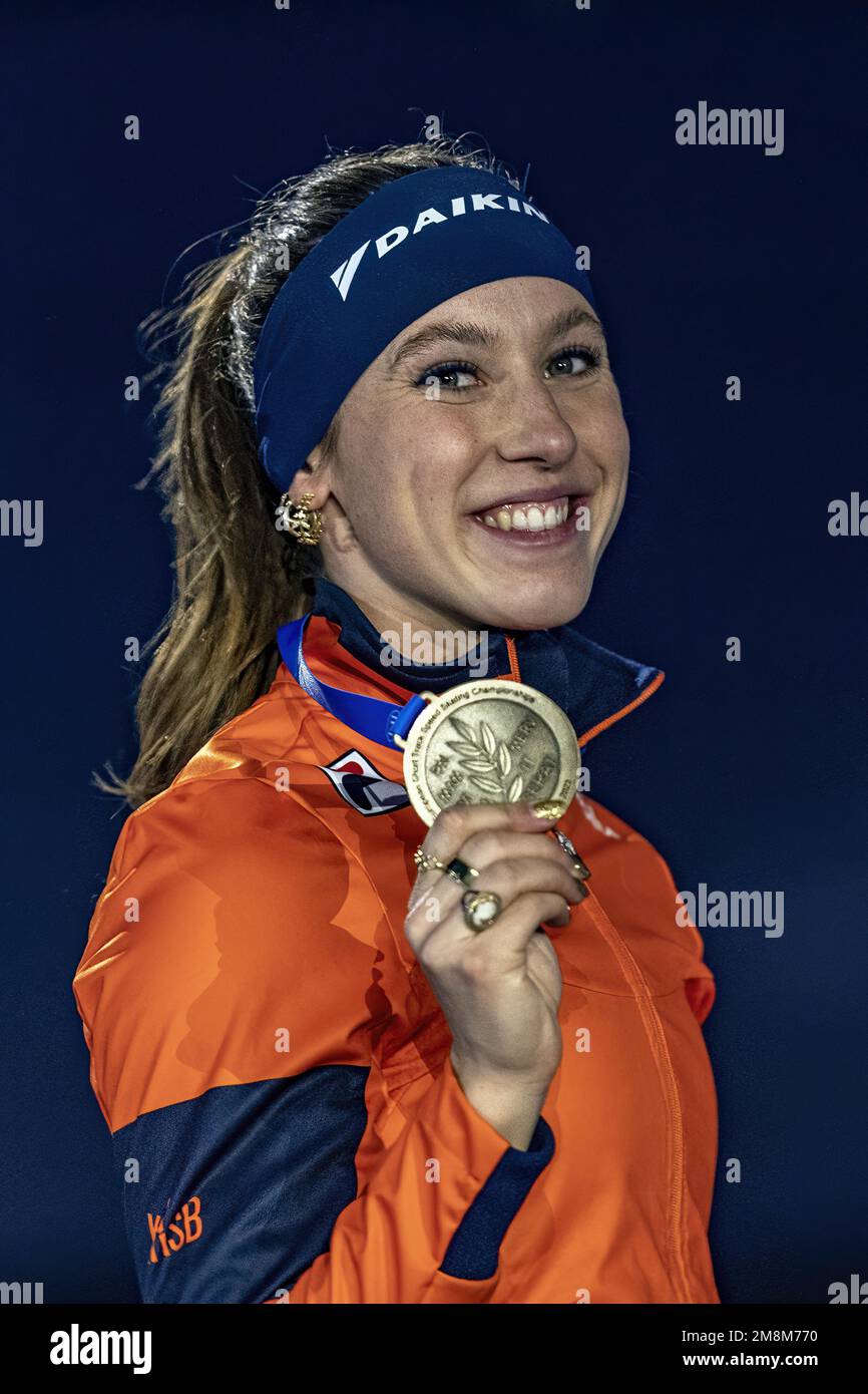 GDANSK - Suzanne Schulting takes gold in the 500 and 1500 meters on day ...