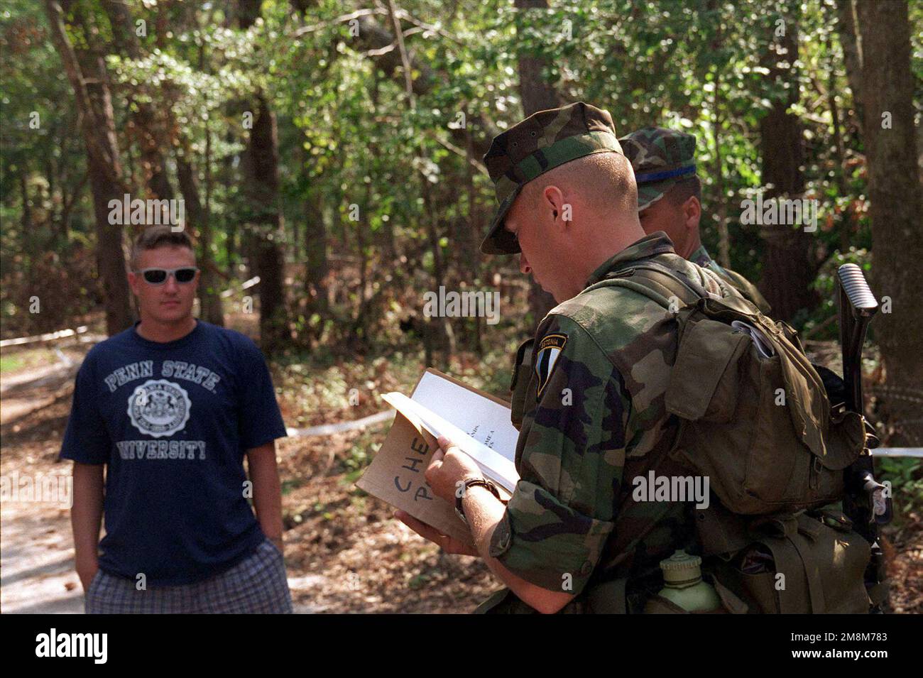 Soldier civilian collaboration hi-res stock photography and images - Alamy