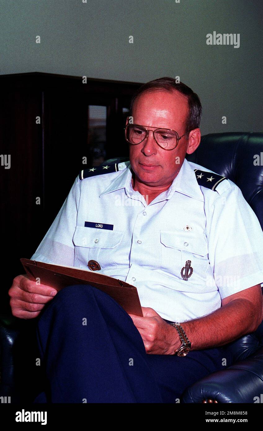 2nd air force hi-res stock photography and images - Alamy