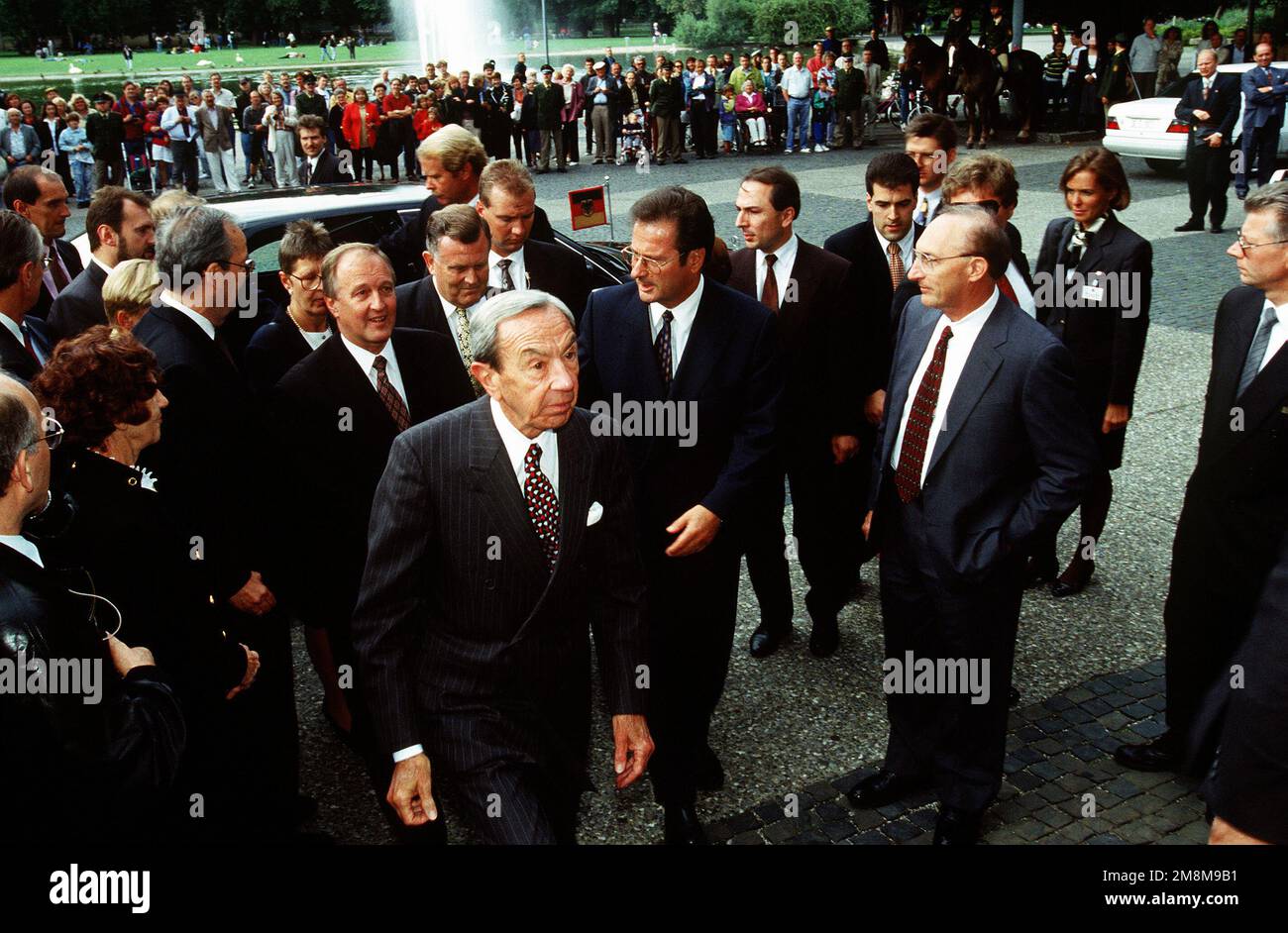 Staatsheater hi-res stock photography and images - Alamy