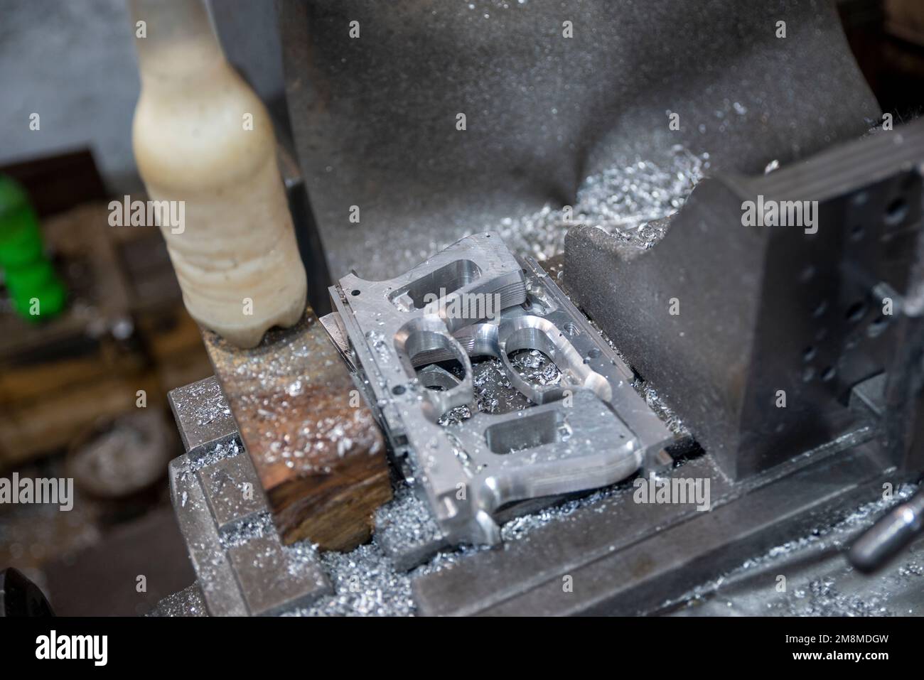 Revolver structure in a weapon factory, Peshawar, Pakistan Stock Photo ...