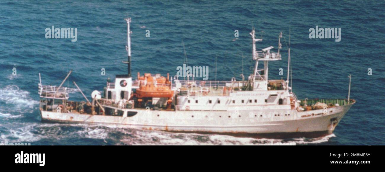A starboard quarter view of the Russian Maritime Border Guard Svetlyak ...