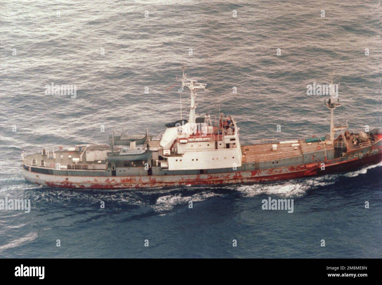 April 1995...Aerial starboard side view of the Russian Navy Pacific ...