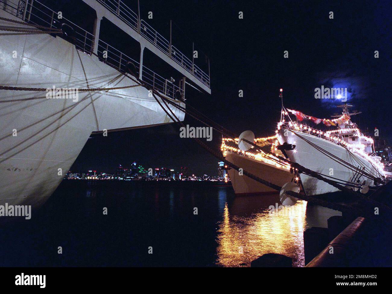 Chinese destroyers HARBIN (DDG 112), ZHUHAI (DDG 166), and supply ship ...