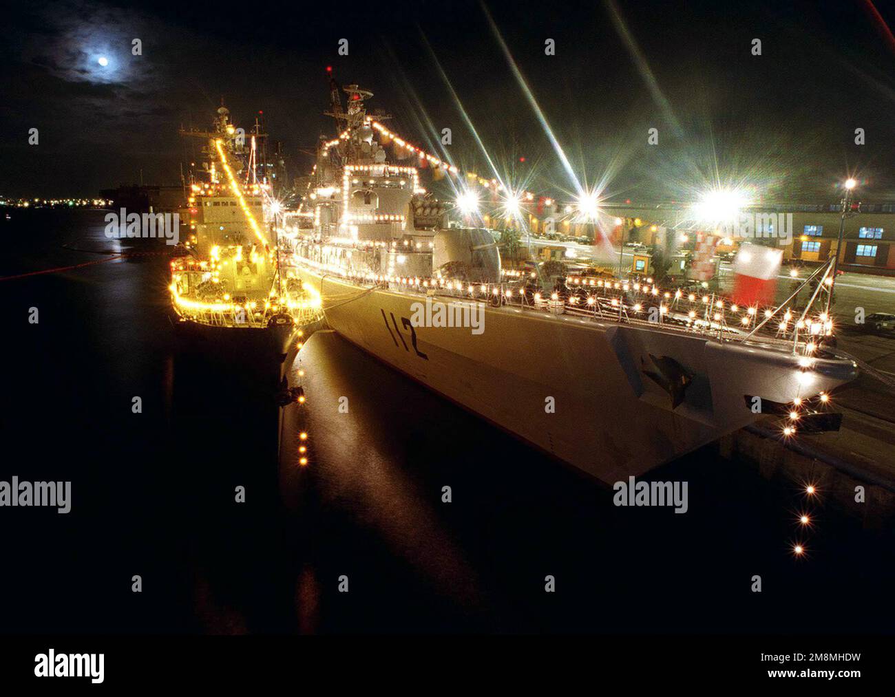 Chinese search ship hi-res stock photography and images - Alamy