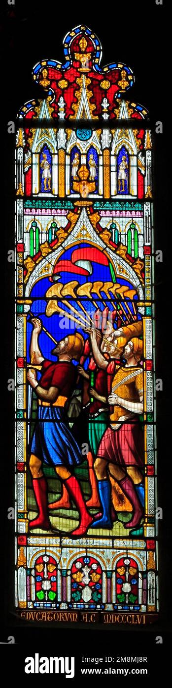 Gideon bible hi-res stock photography and images - Alamy