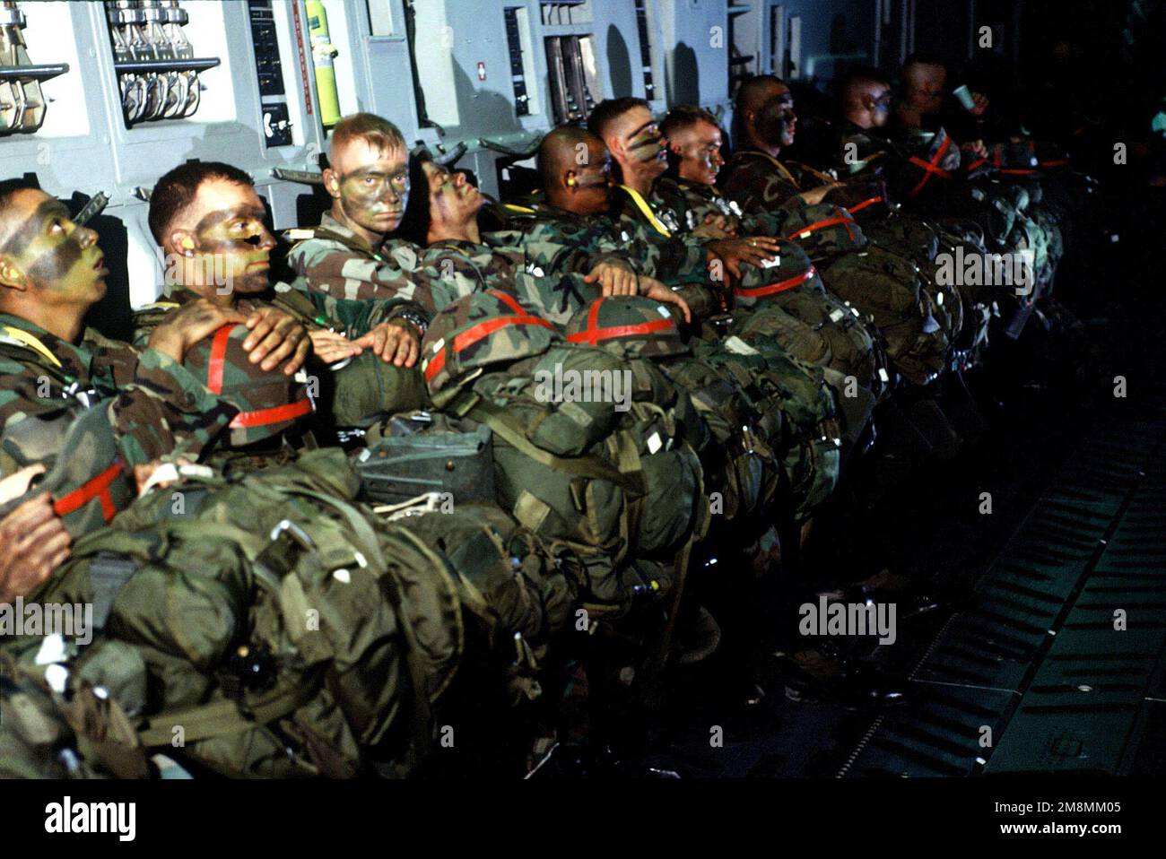 US Army Paratroopers from the 82nd Airborne Division, Fort Bragg, North ...