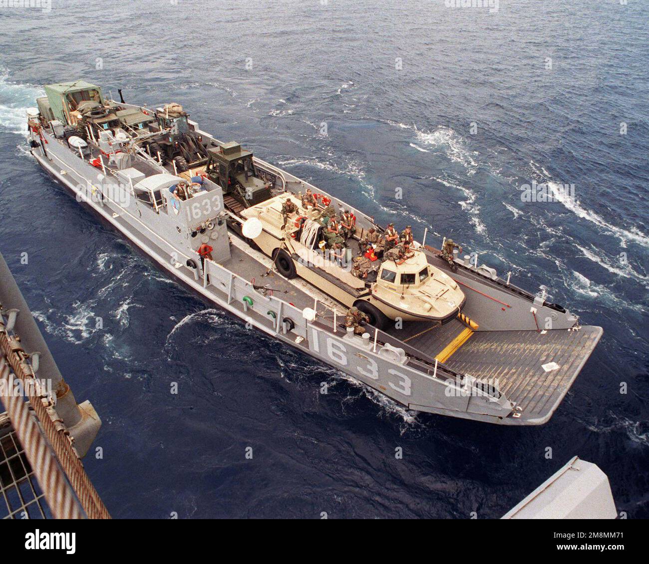 Landing Craft Unit (LCU) embarks USS PELELIU (LHA-5) with an amphibious ...