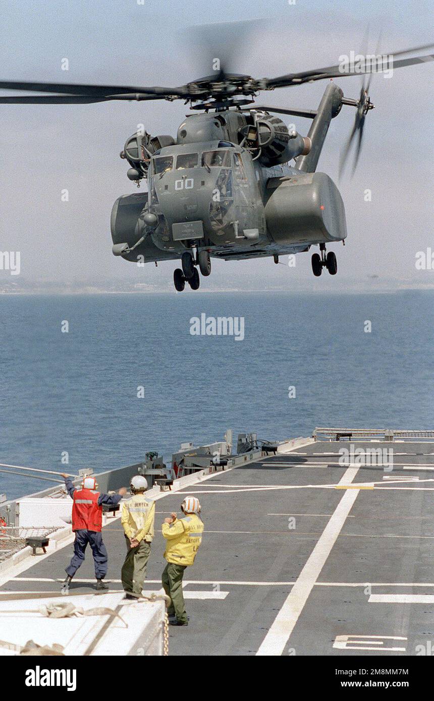 970620-N-3149V-011. Subject Operation/Series: KERNEL BLITZ '97 Base ...