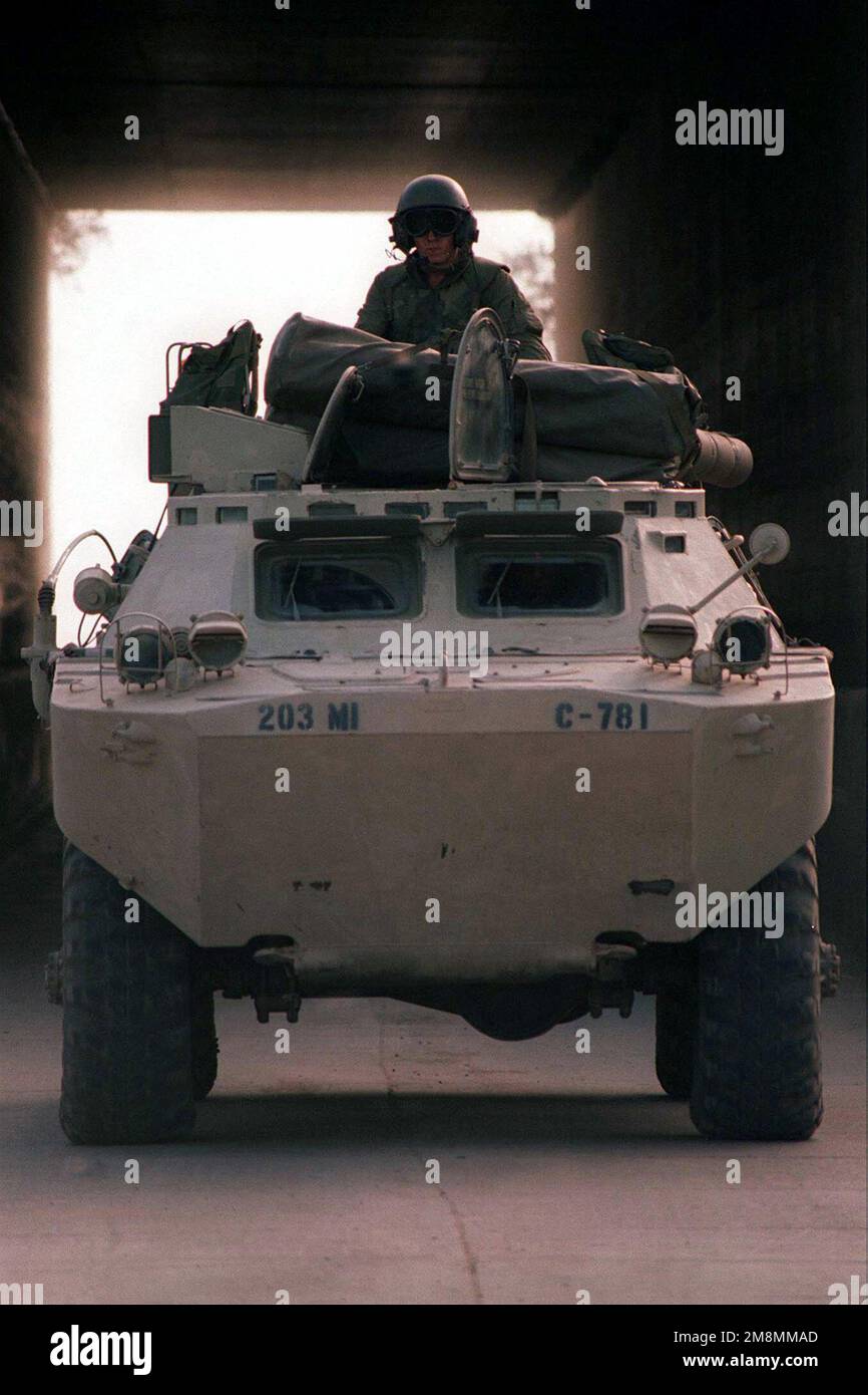 Marines from 1ST Marine Division, 3rd Amphibious Armored Vehicle ...