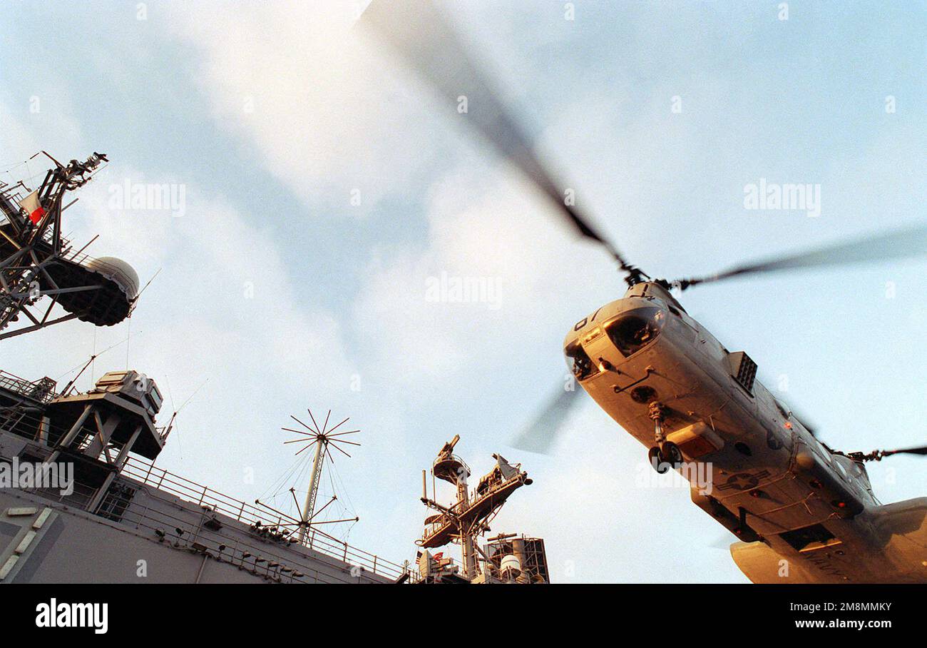 970624-N-5121B-017. Subject Operation/Series: KERNEL BLITZ '97 Base ...