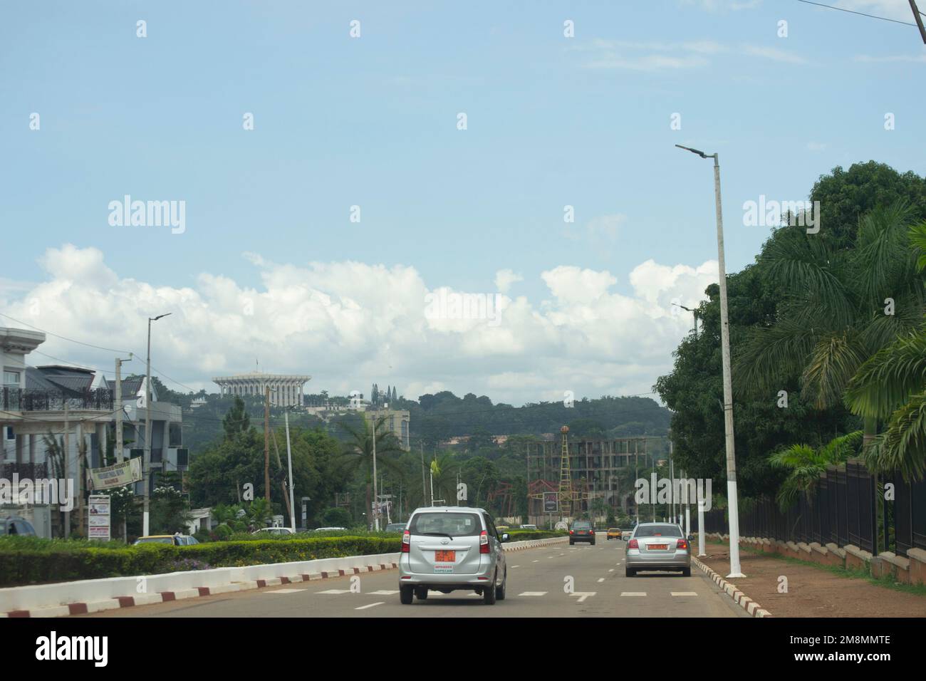 Yaounde street picture hi-res stock photography and images - Alamy