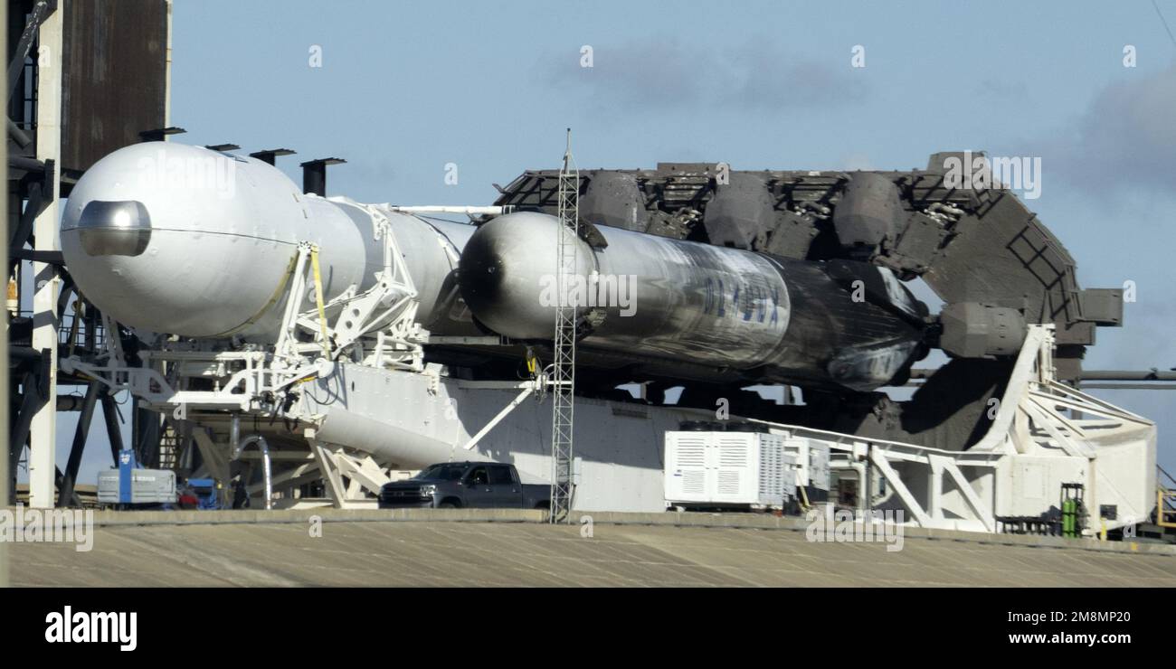 A SpaceX Falcon Heavy remains horizontal as final preparations are made ...
