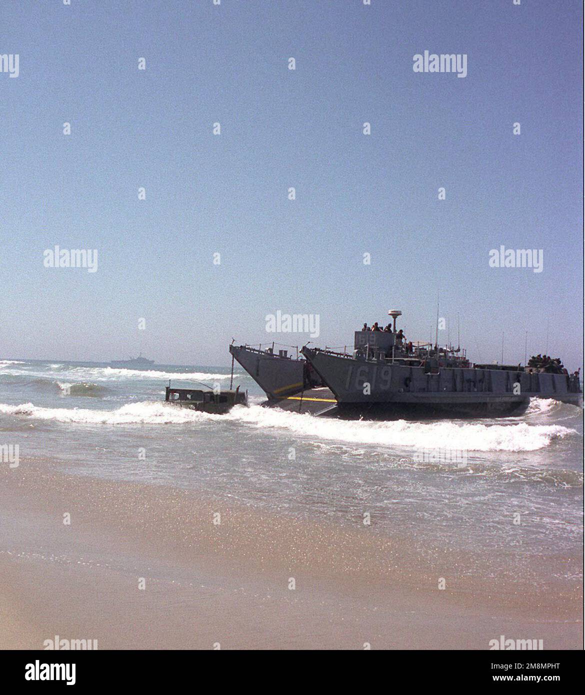4th assault amphibious vehicle battalion hi-res stock photography and ...