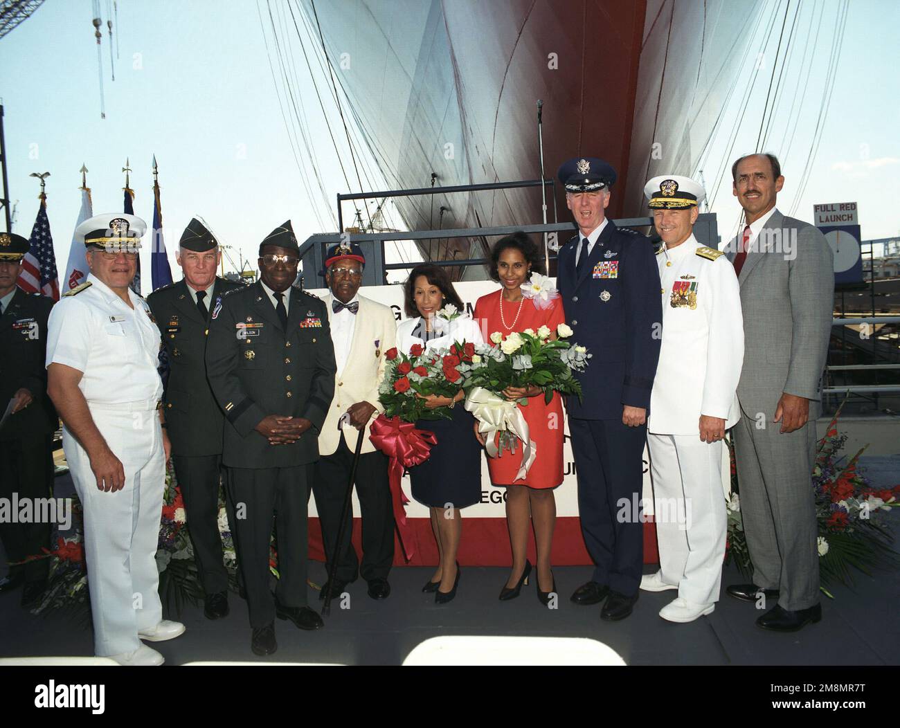 T akr 310 hi-res stock photography and images - Alamy