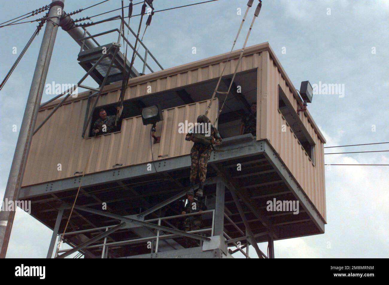 34 foot tower hi-res stock photography and images - Alamy