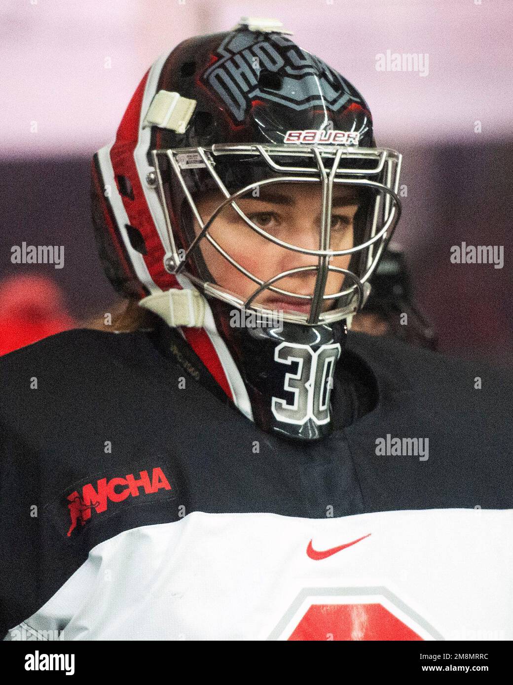 Columbus, Ohio, USA. 14th Jan, 2022. Ohio State Buckeyes goaltender ...