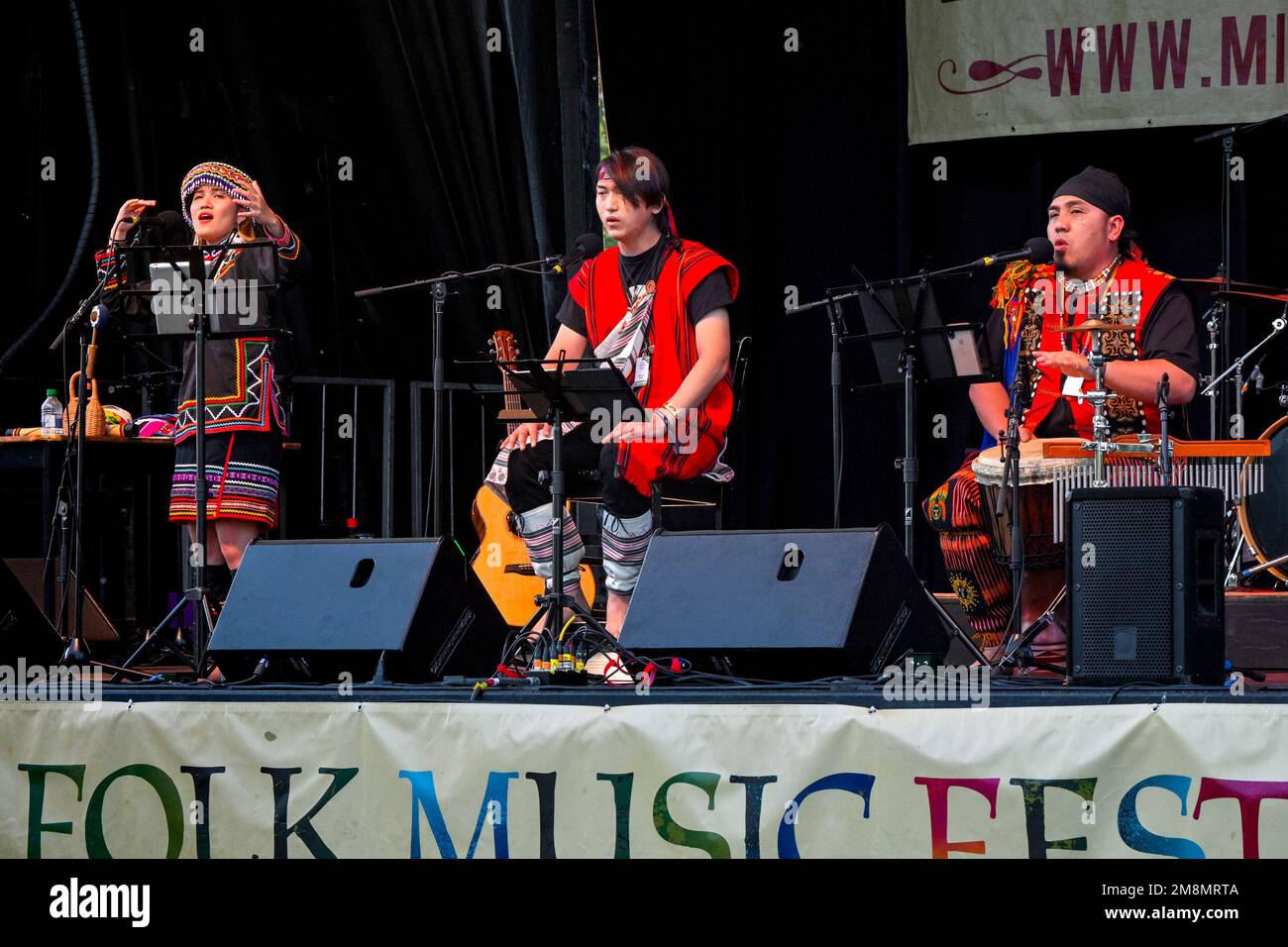 Indigenous music festival canada hi-res stock photography and images ...
