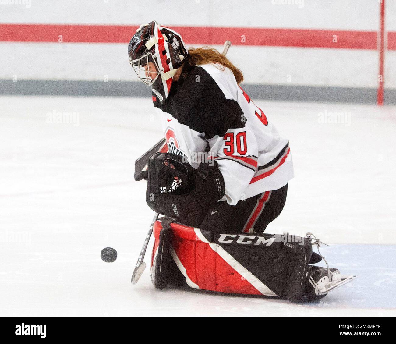 Columbus, Ohio, USA. 14th Jan, 2022. Ohio State Buckeyes goaltender ...