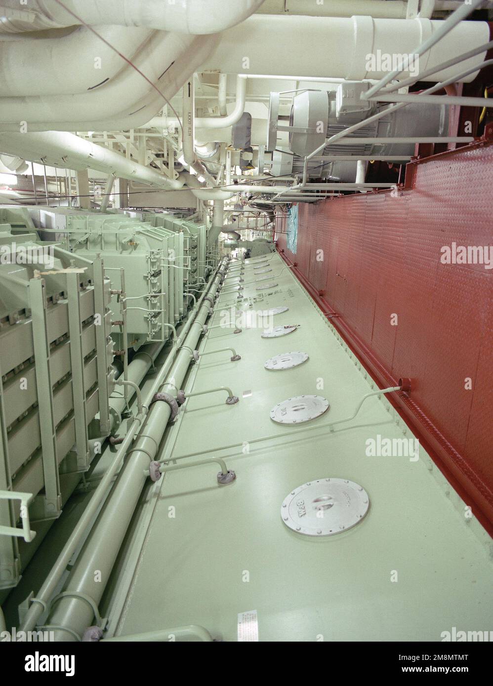 Usns soderman hi-res stock photography and images - Alamy