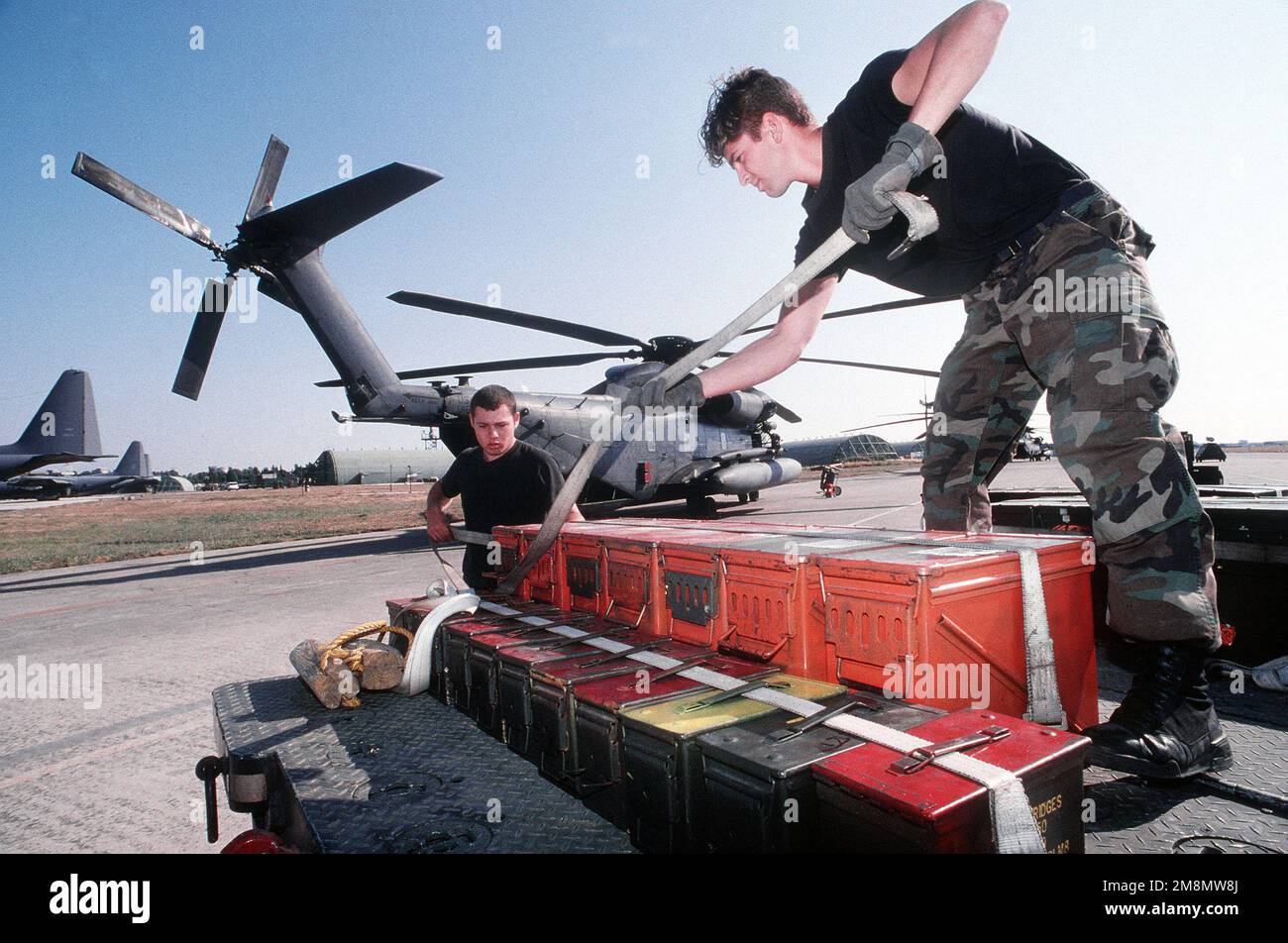 98 squadron raf hi-res stock photography and images - Alamy