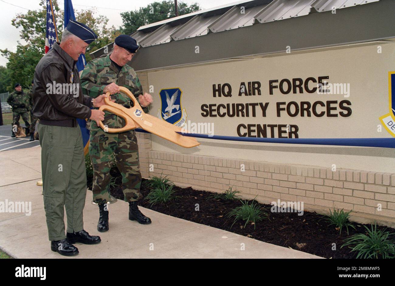 US Air Force General Ralph Eberhart (left), Air Force Vice CHIEF of ...
