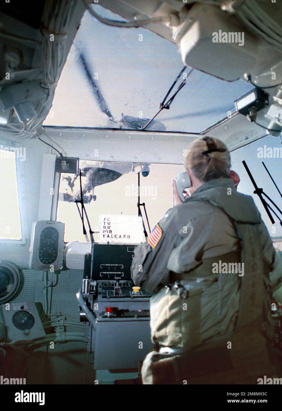 On board the guided missile cruiser (AEGIS) USS NORMANDY (CG 60). US ...