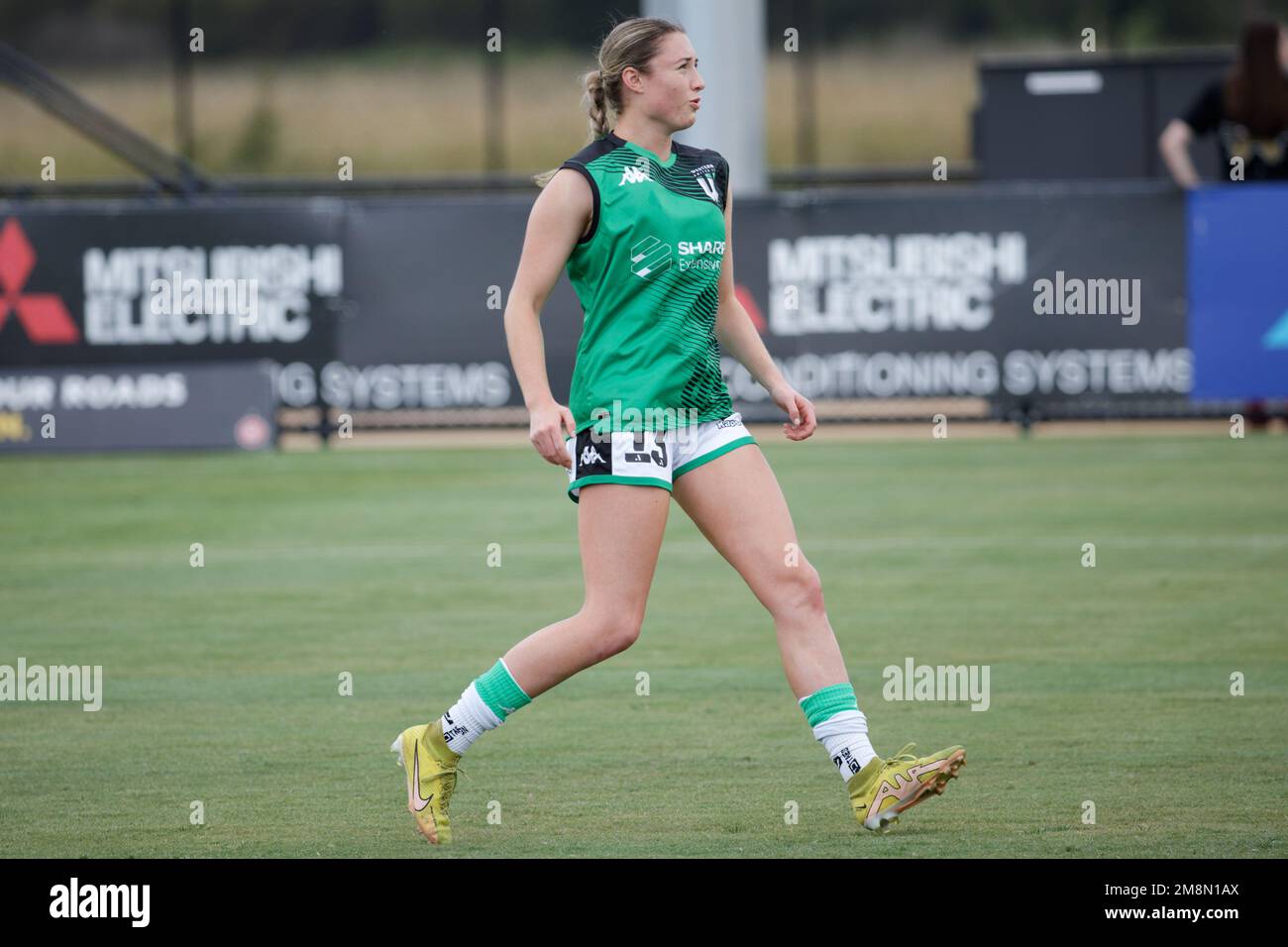 Danielle steer hi-res stock photography and images - Alamy