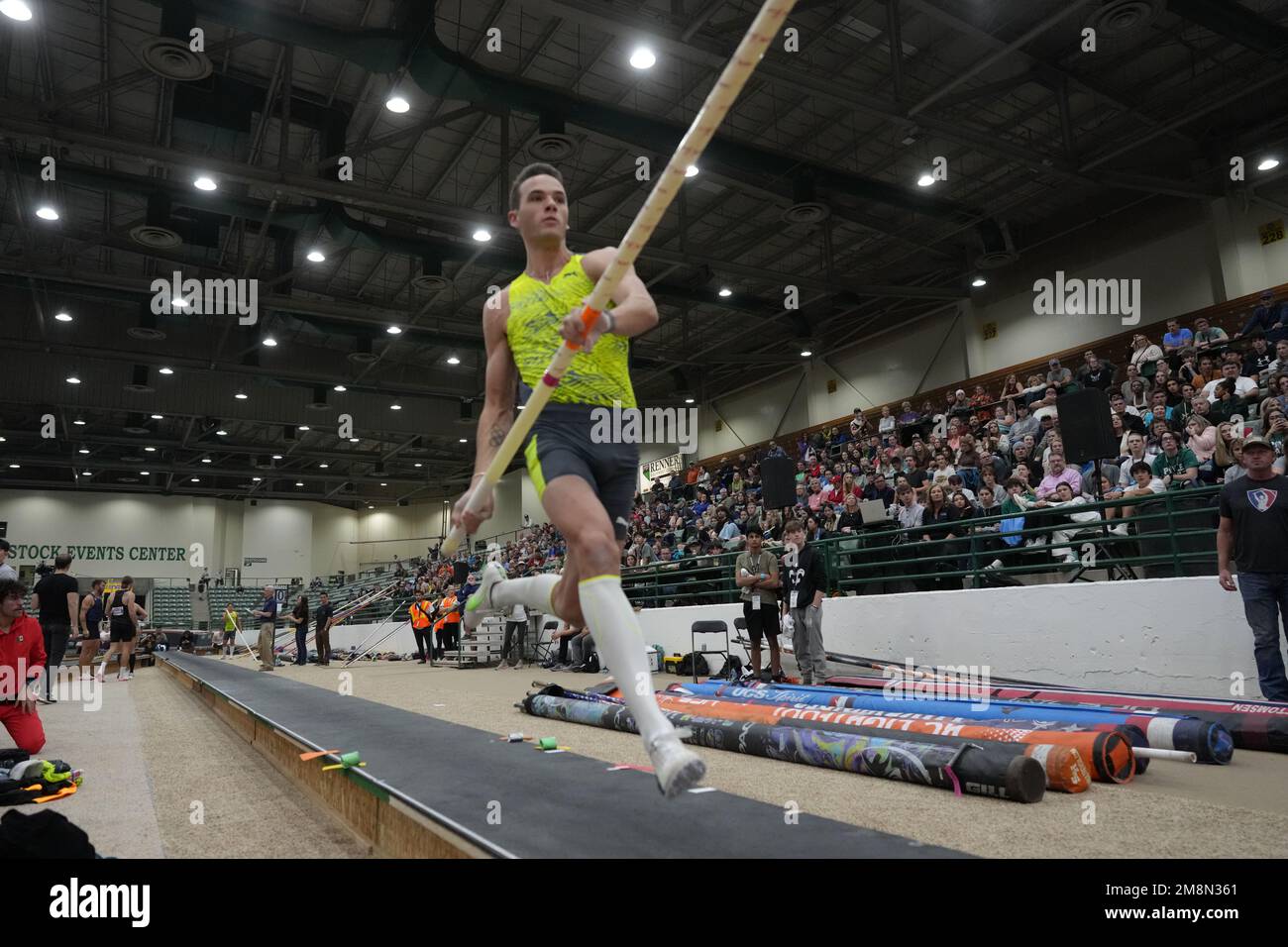 KC Lightfoot places fourth in the elite men's competition at 18-9 (5 ...