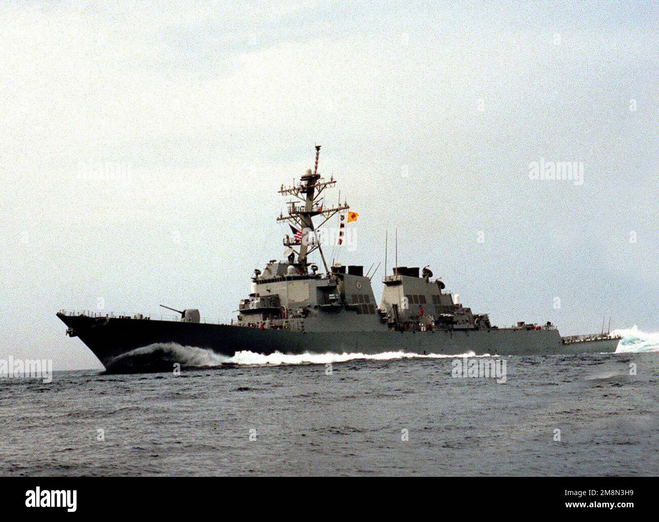 Uss cole hi-res stock photography and images - Alamy