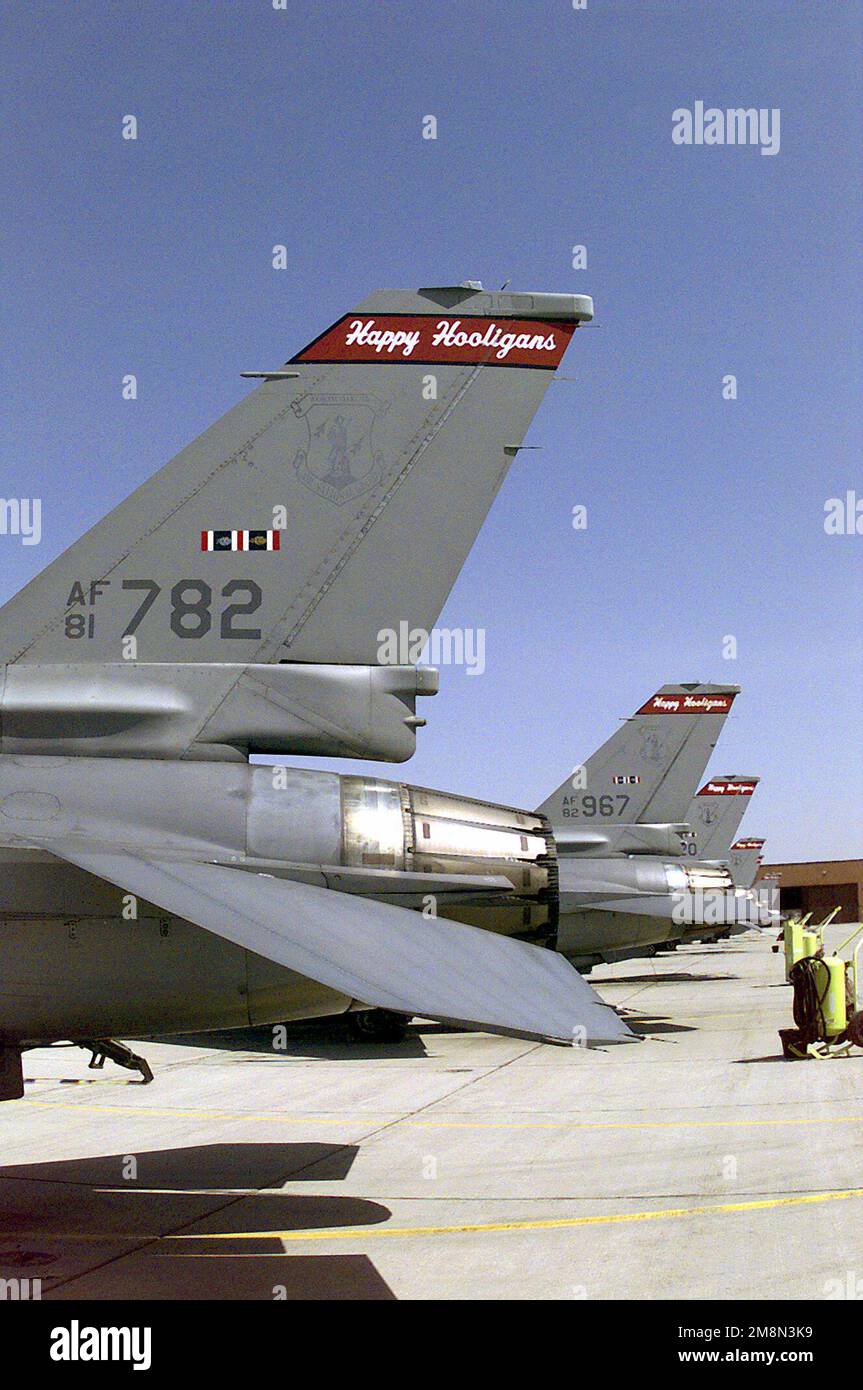 North Dakota Air National Guard "Happy Hooligans" F-16 Fighting Falcon ...