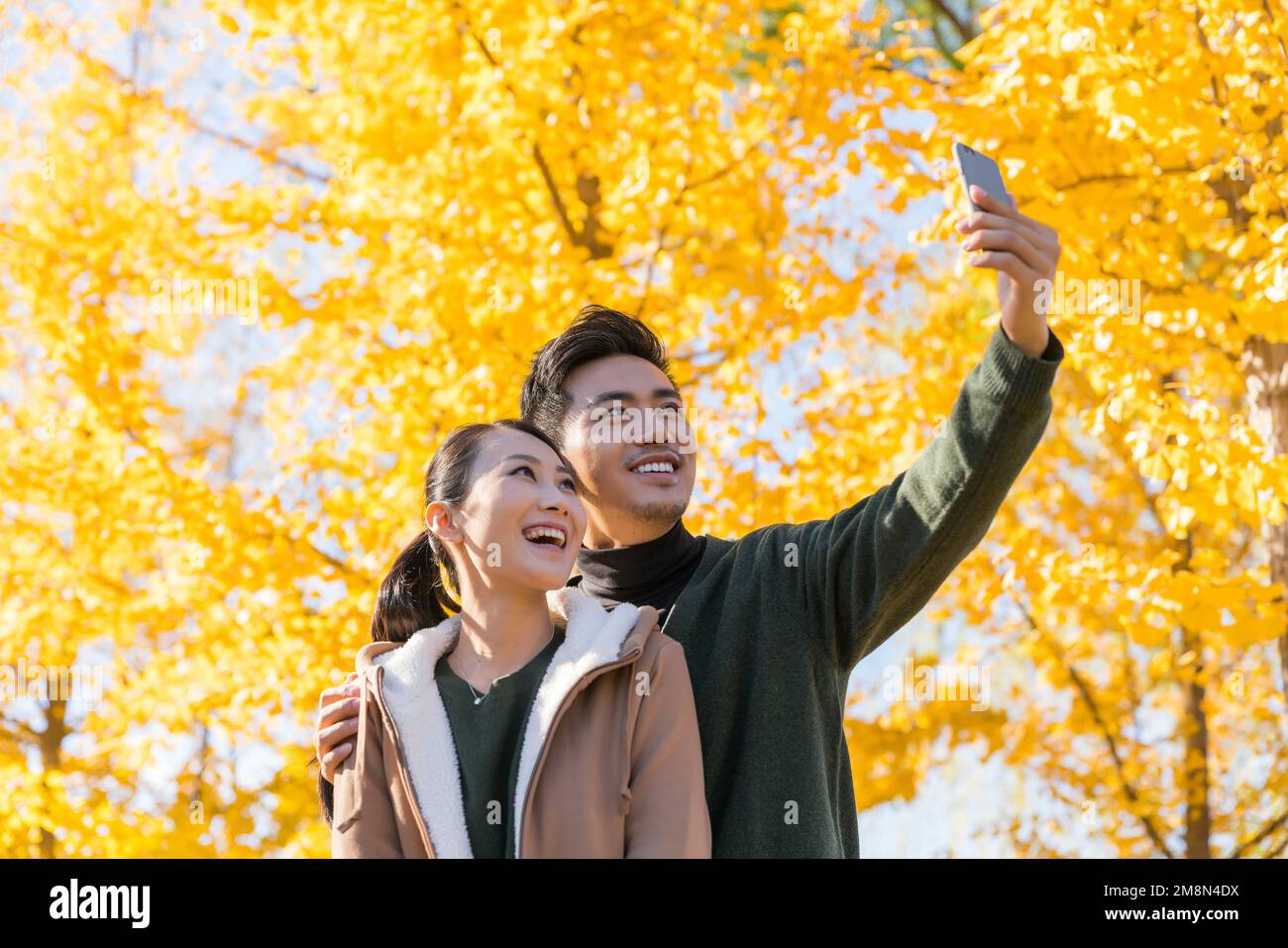 An intimate couple picture hi-res stock photography and images - Alamy