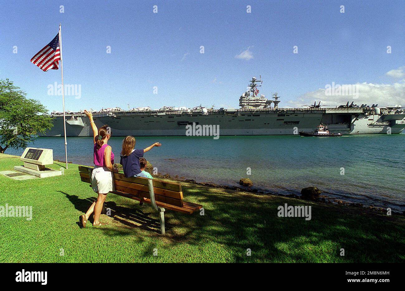 As the nuclear-powered aircraft carrier USS CARL VINSON (CVN 70) sails ...