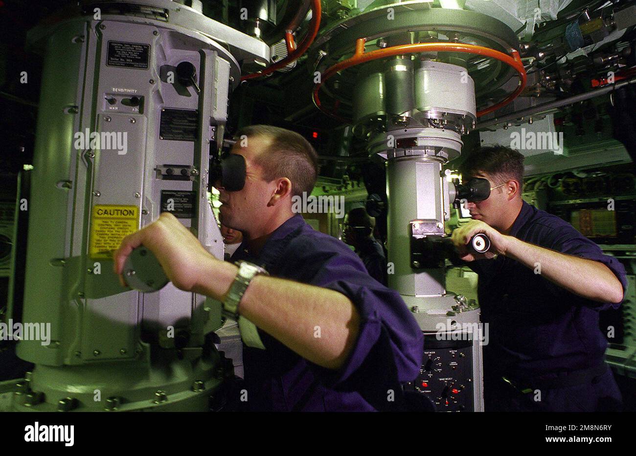 Periscopes hi-res stock photography and images - Alamy