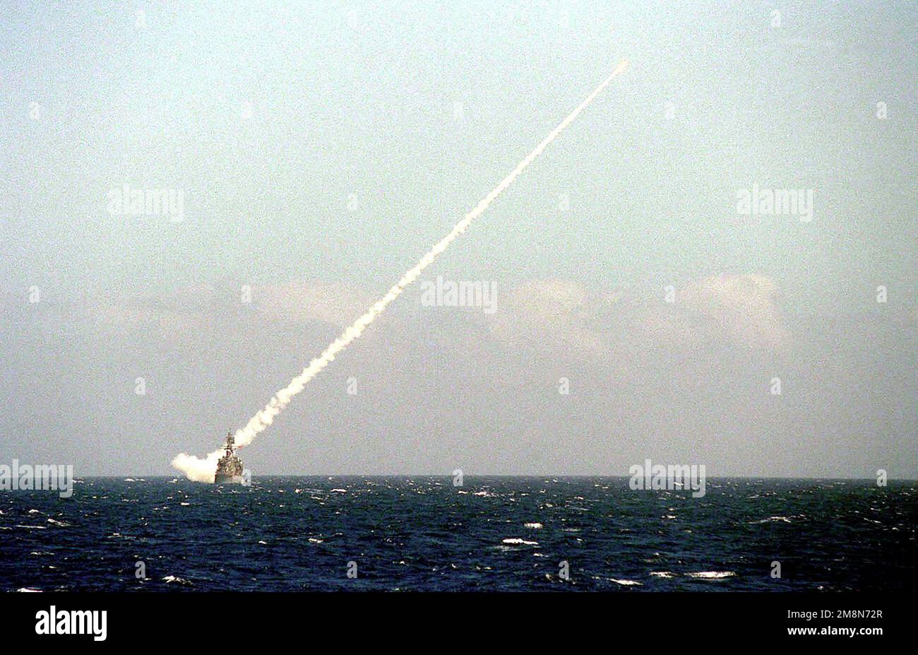 The California class cruiser USS CALIFORNIA (CGN-36) launches a missile ...