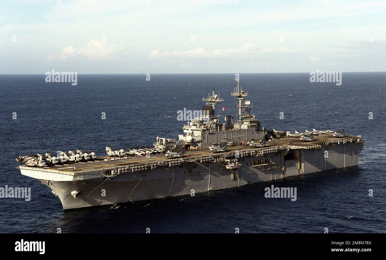 Port bow view of the Wasp class amphibious assault ship USS BOXER (LHD ...
