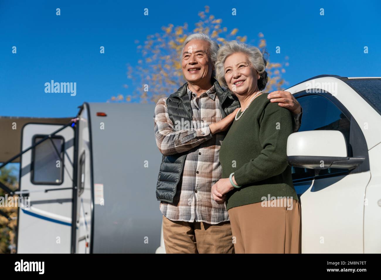 Elderly couples road trip Stock Photo - Alamy