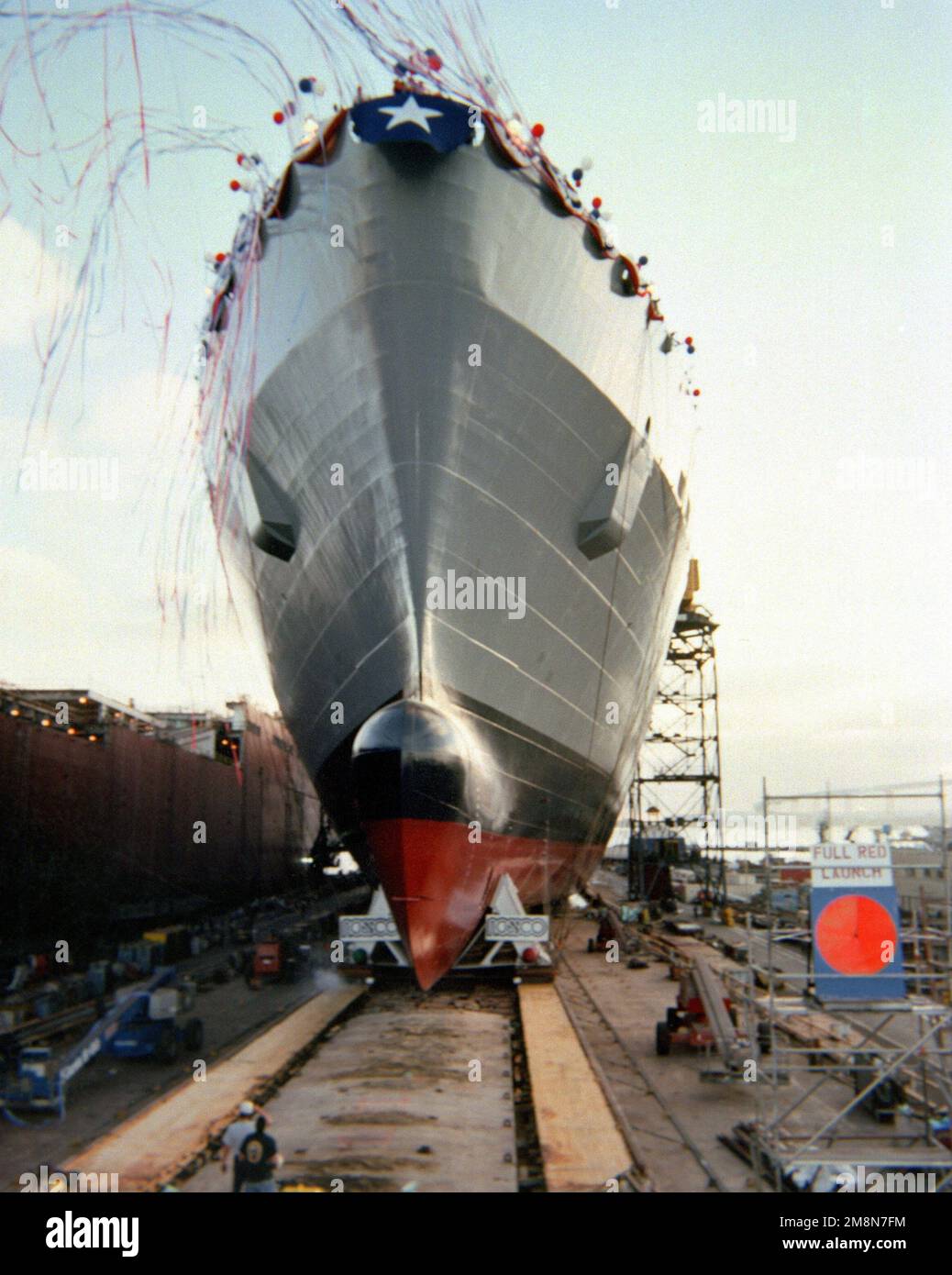 Bow on view of the MSC (Military Sealift Command) strategic heavy lift ship USNS RED CLOUD (T ...