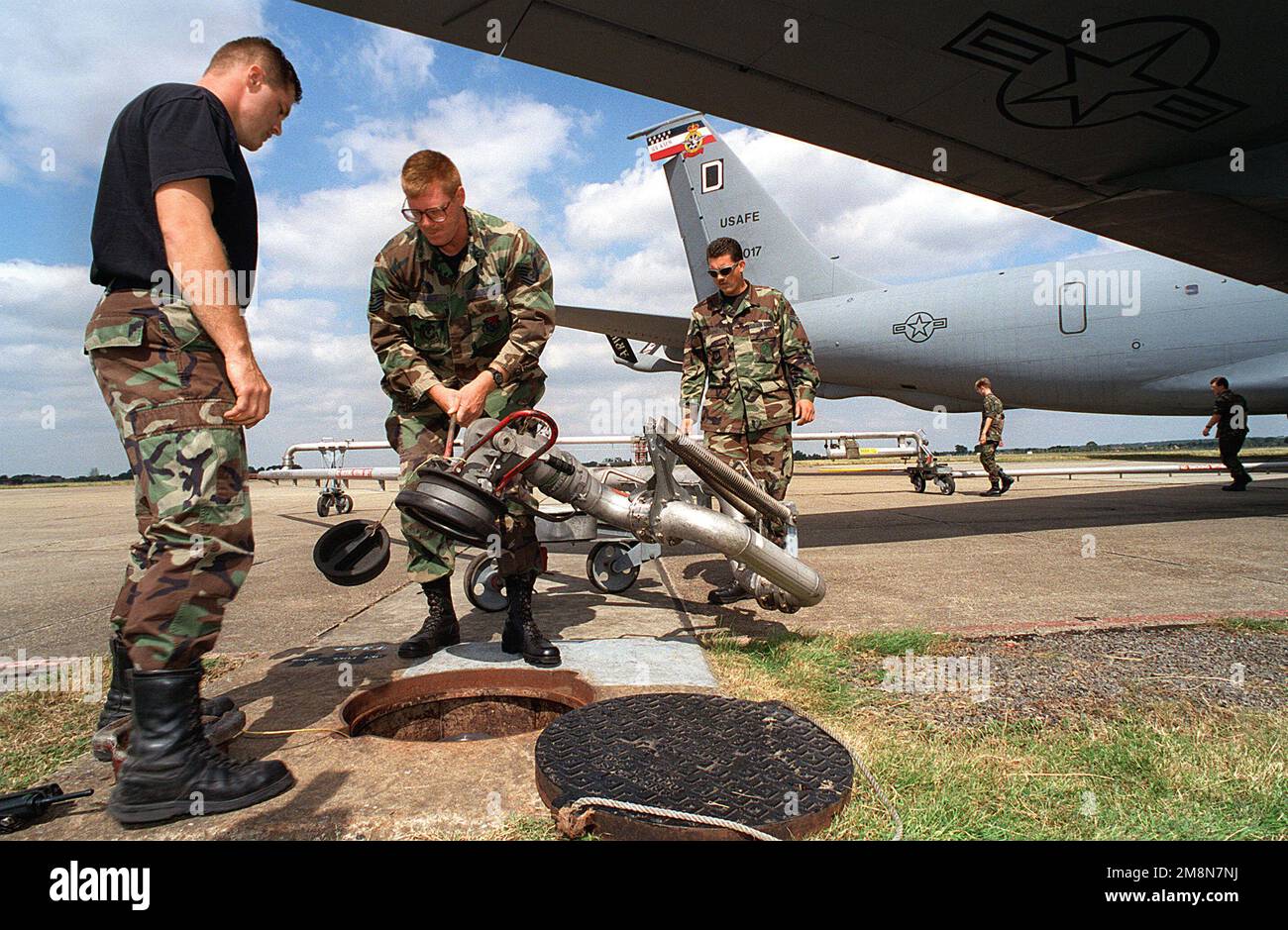 Suffolk County, England. USAF Airmen from the Petroleum, Oil and ...