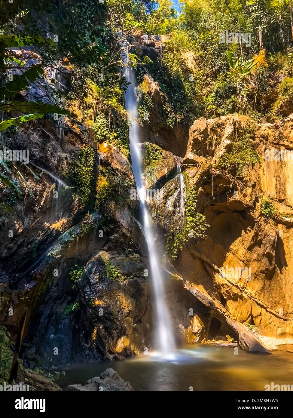 Mork fa waterfall hi-res stock photography and images - Alamy