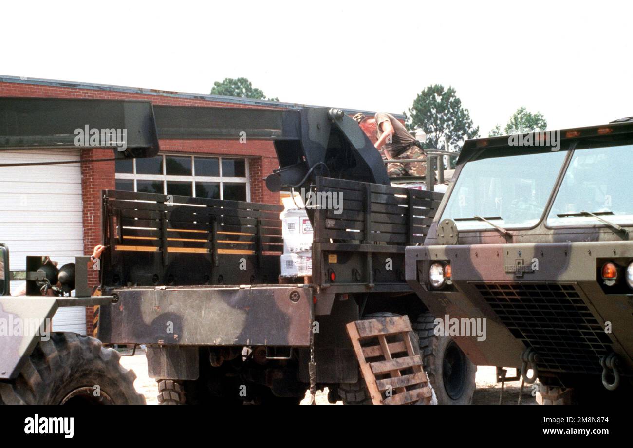 All terrain army lifter system hi-res stock photography and images - Alamy