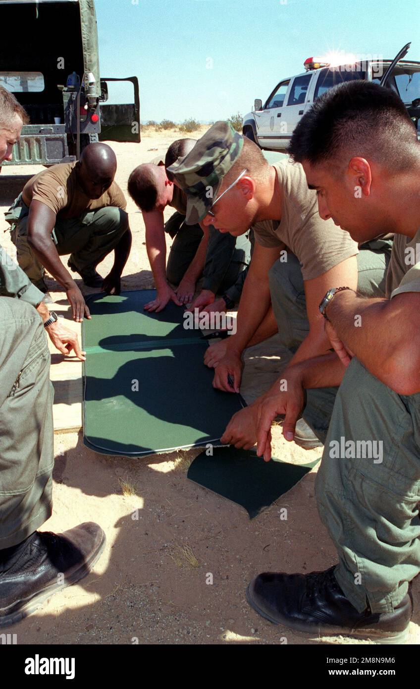 A Marine Corps Special Reaction Team from the US Marine Corps Recruit ...