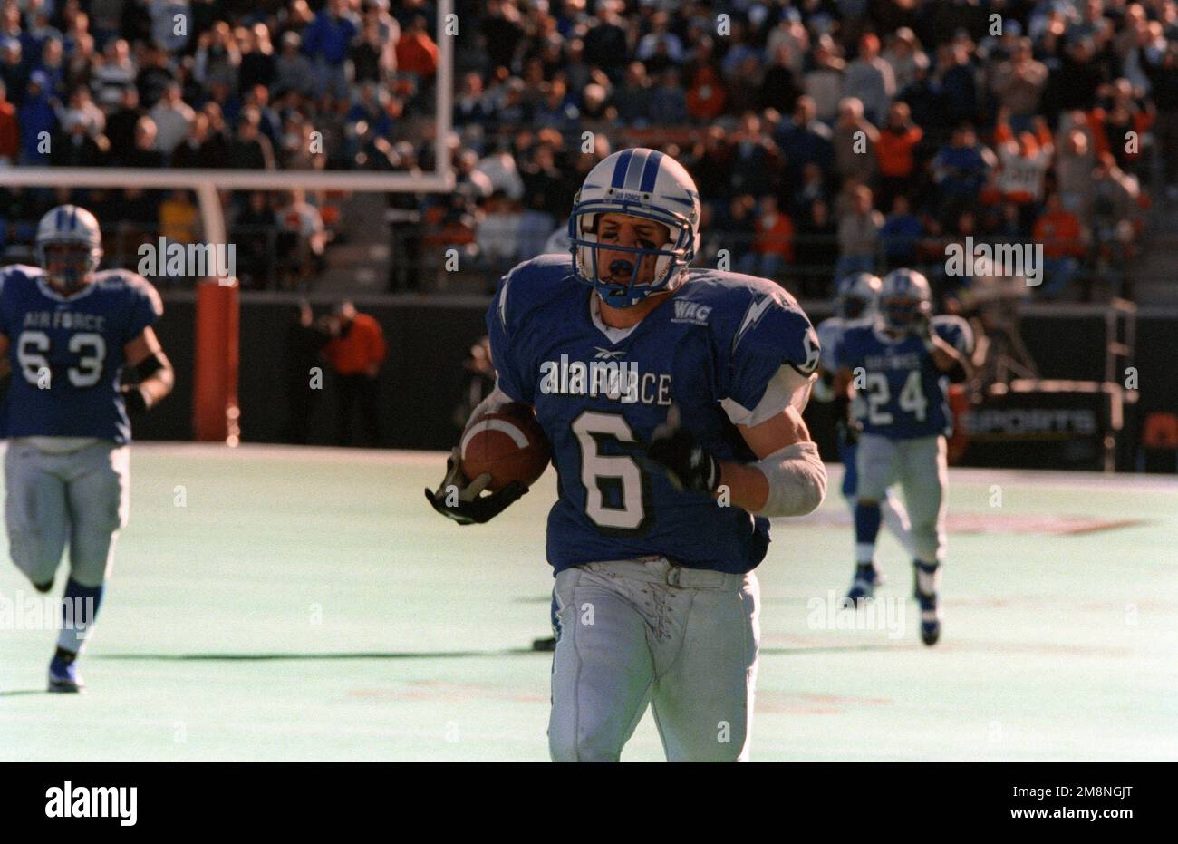 Falcon receiver Matt Farmer runs for a 59 yard game-winning touchdown ...