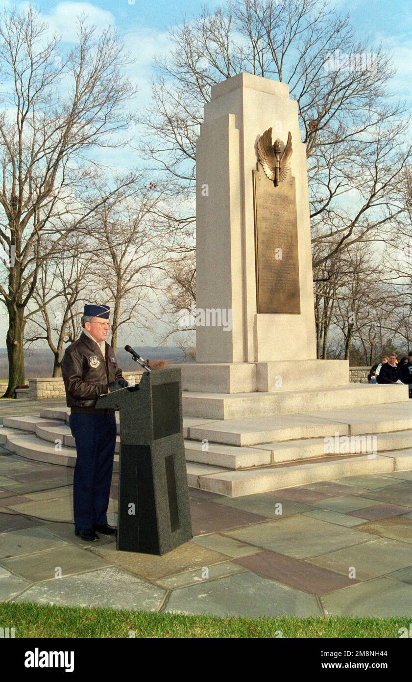 US Air Force Lieutenant General Robert F. Raggid, ASC Commander ...